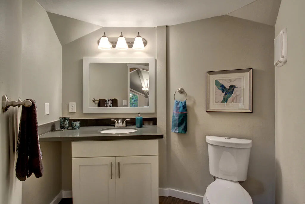 Staged Home Tour: Treehouse in Cottage Lake, Washington — Staged4more