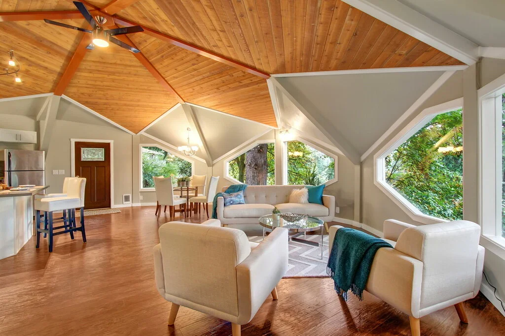 Staged Home Tour: Treehouse in Cottage Lake, Washington — Staged4more