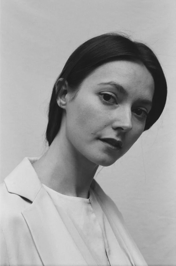 PORTRAITS & HEADSHOTS