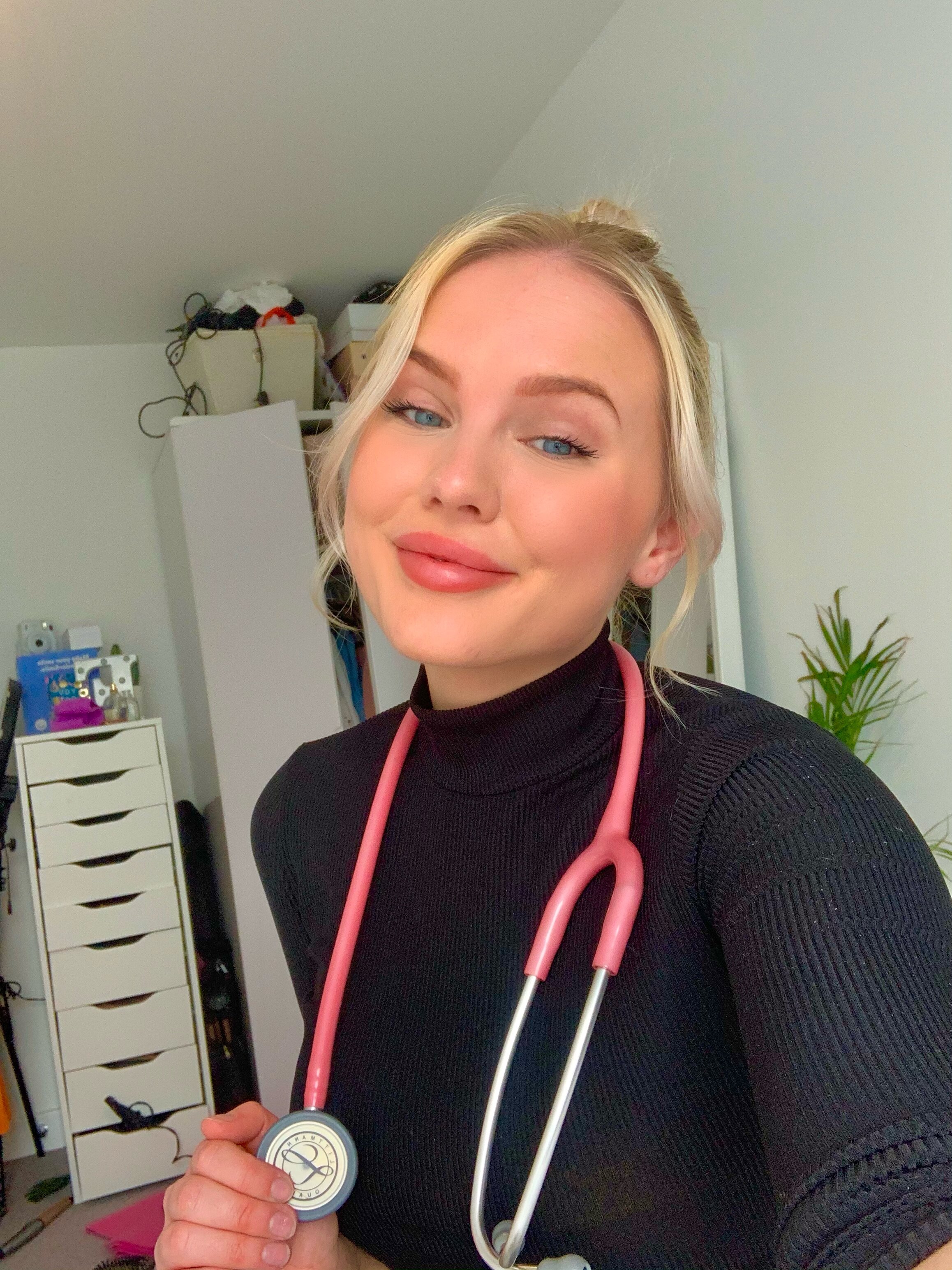Faye Bate