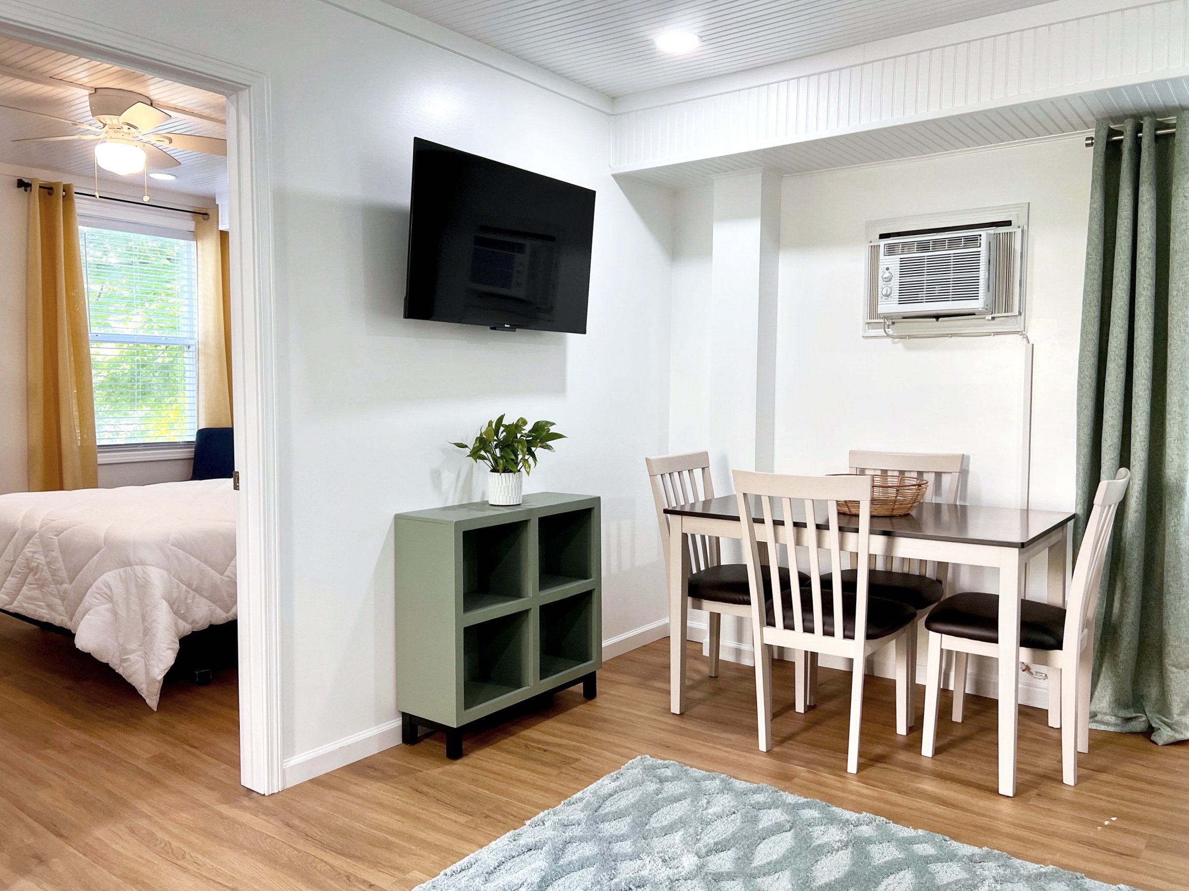 Suites — Bluebird Bay Resort