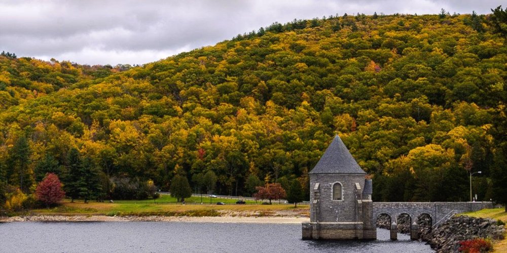 Best Places to Take Pictures in Connecticut: Top Spots