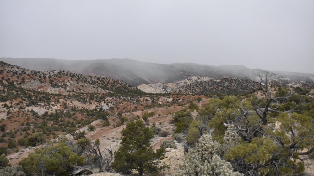The Notom-Bullfrog Road in Capitol Reef National Park & Glen Canyon ...