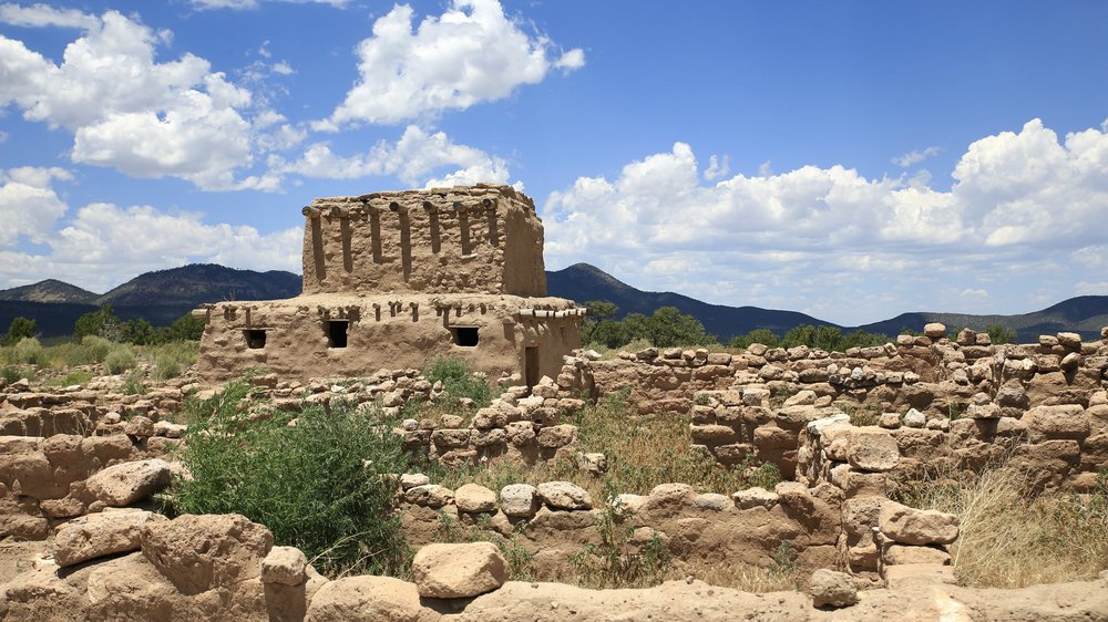 Puye Cliff Dwellings of the Santa Clara Pueblo People in New Mexico in ...