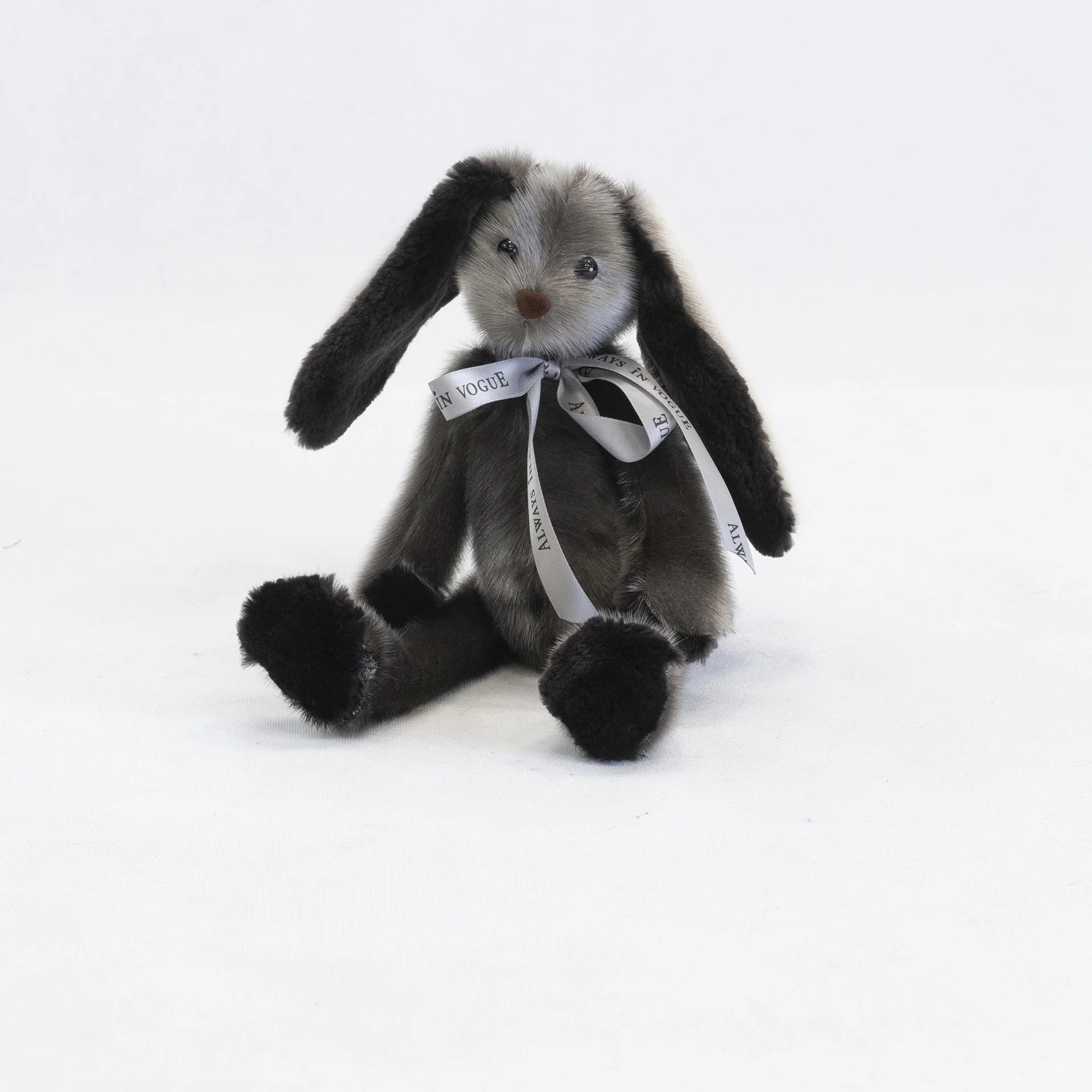 SEAL FUR AND LEATHER COAT — Always in Vogue