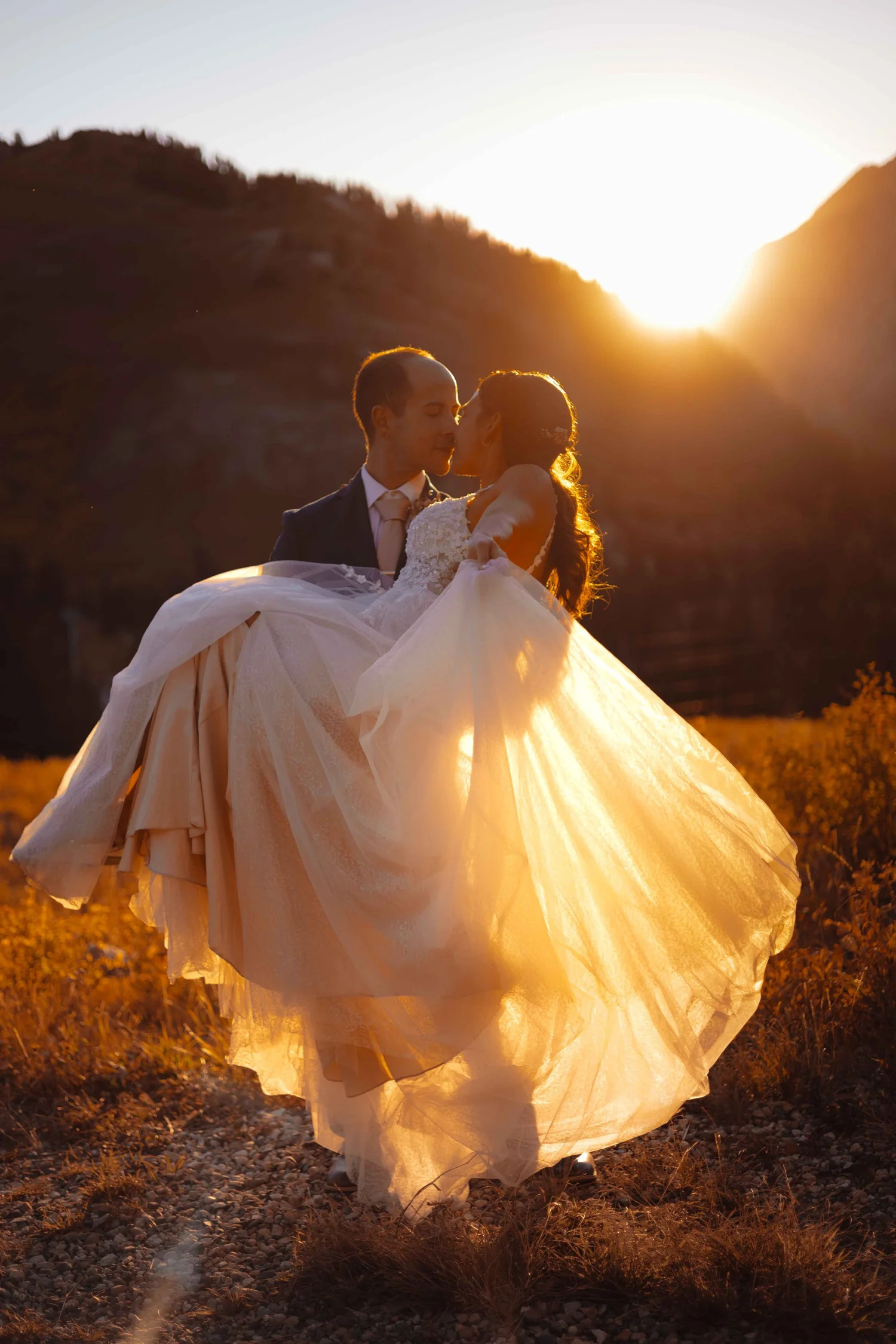 Eloping vs. Having a Wedding: Which is Right for You? — Roaming Desert ...