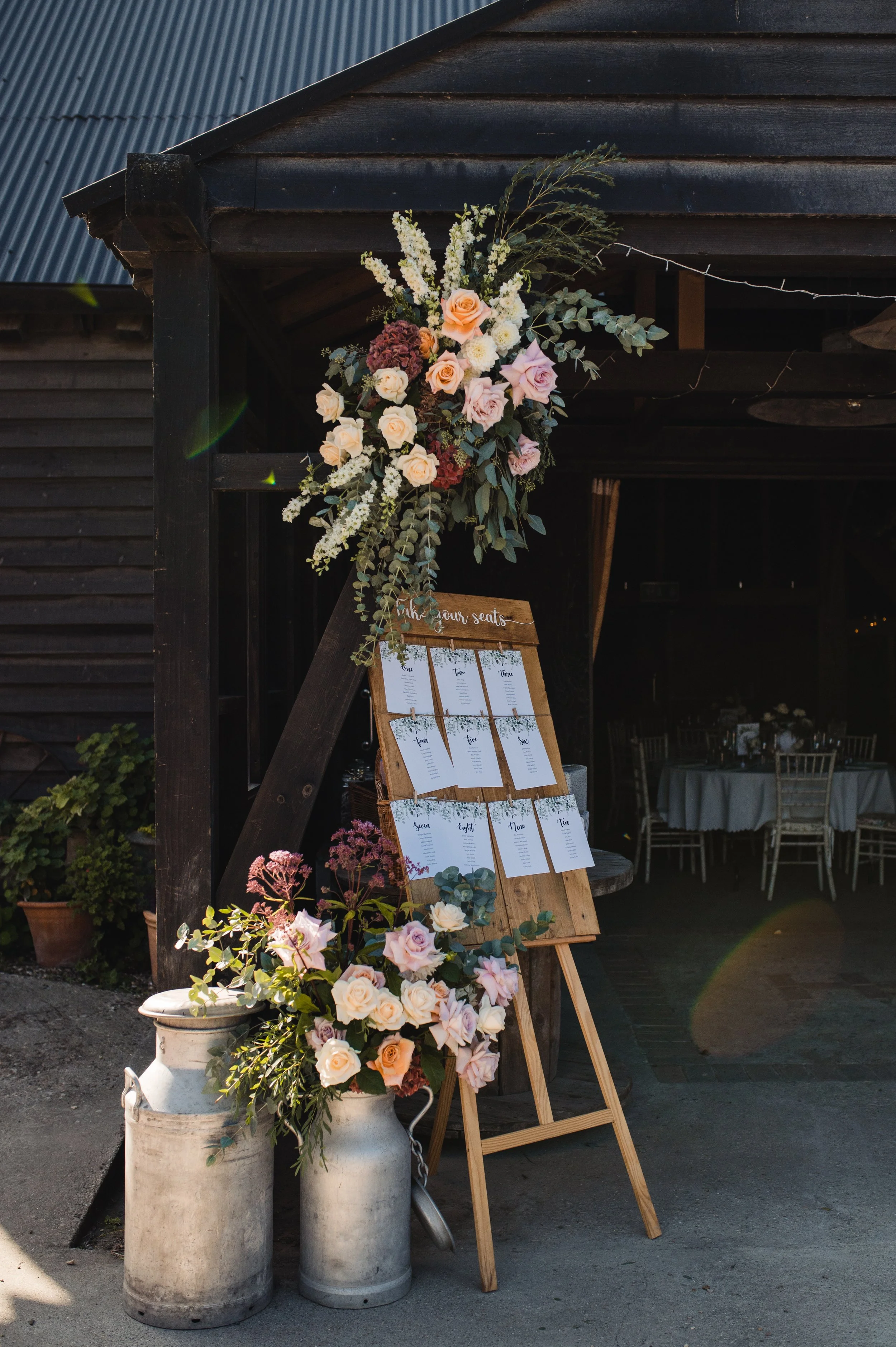 Frankie Lane Flowers | Florist Surrey | Flower Studio