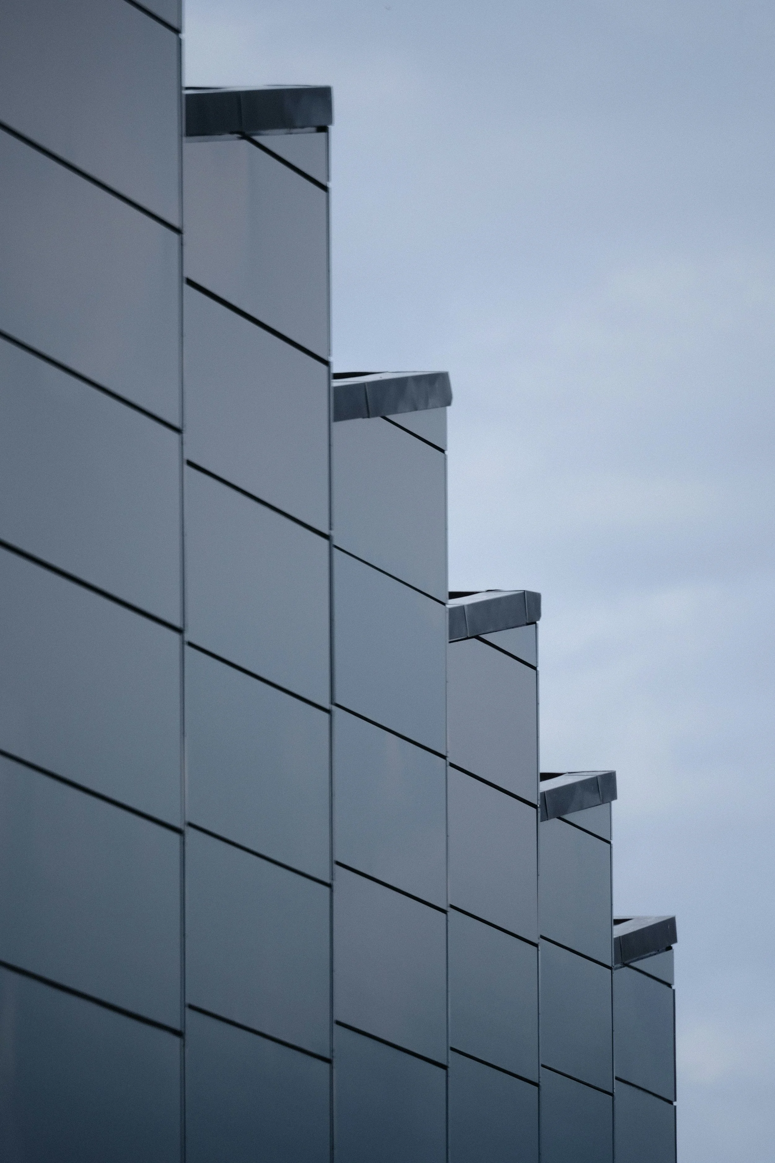 Modular and Prefabricated Systems for Aluminum Facades - aPlank