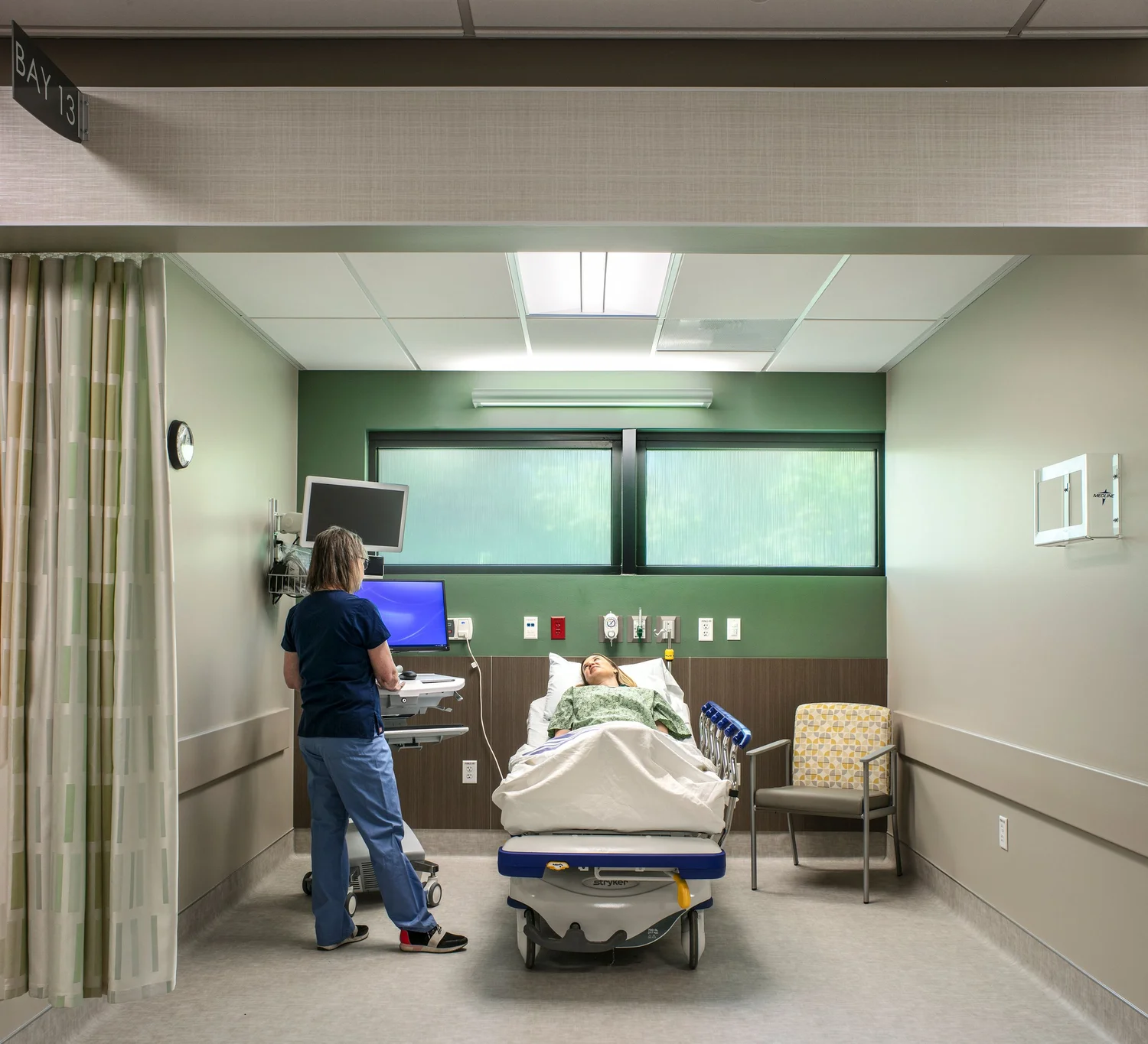 Salem Outpatient Surgery | Hospital Architecture Oregon —Scott Edwards ...