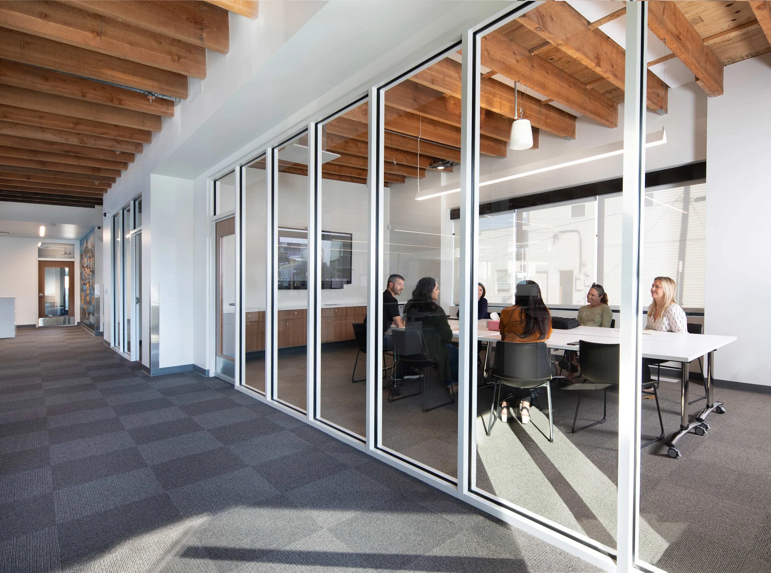 CCCU | Financial Architecture Hood River Oregon —Scott Edwards Architecture