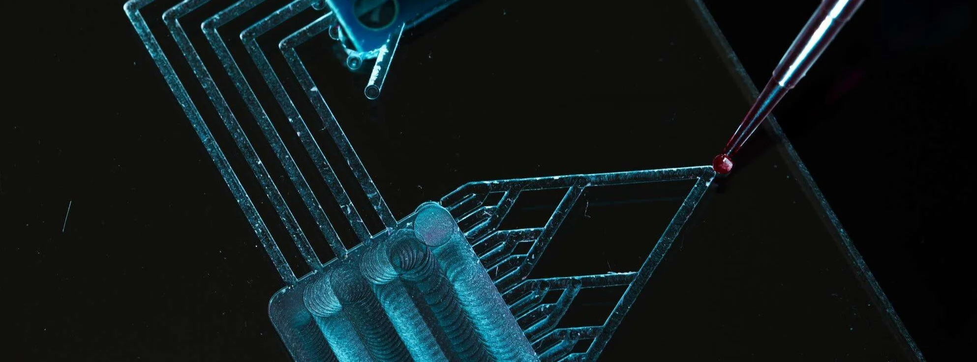 Micro Molding: What It Is and SU8's Role — SU8 Masters