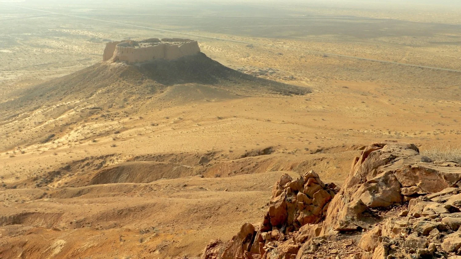 History & Cultural Studies — Hast o Neest