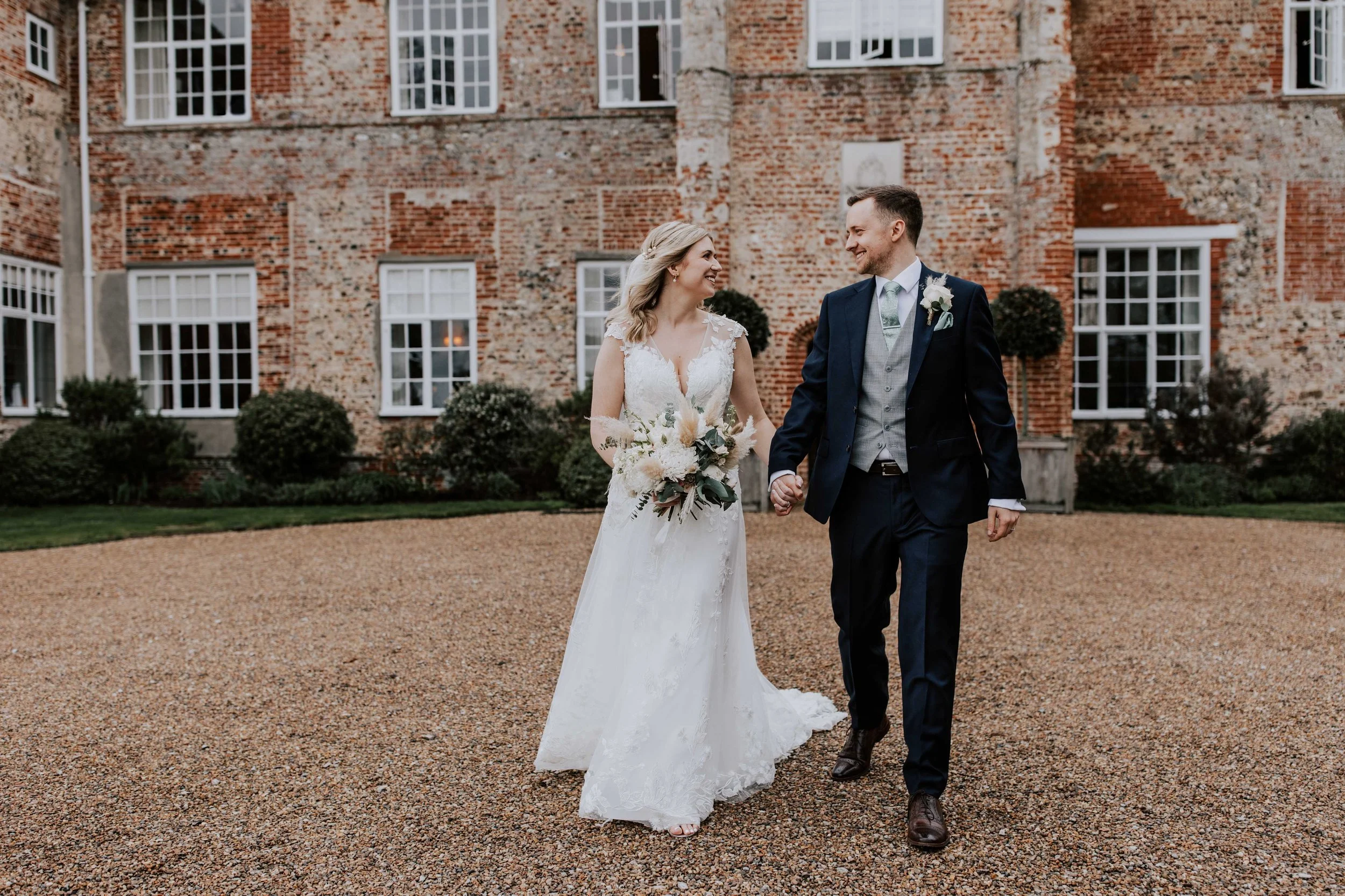 Josie & Mark | Bruisyard Hall wedding — Sally Rawlins Photography