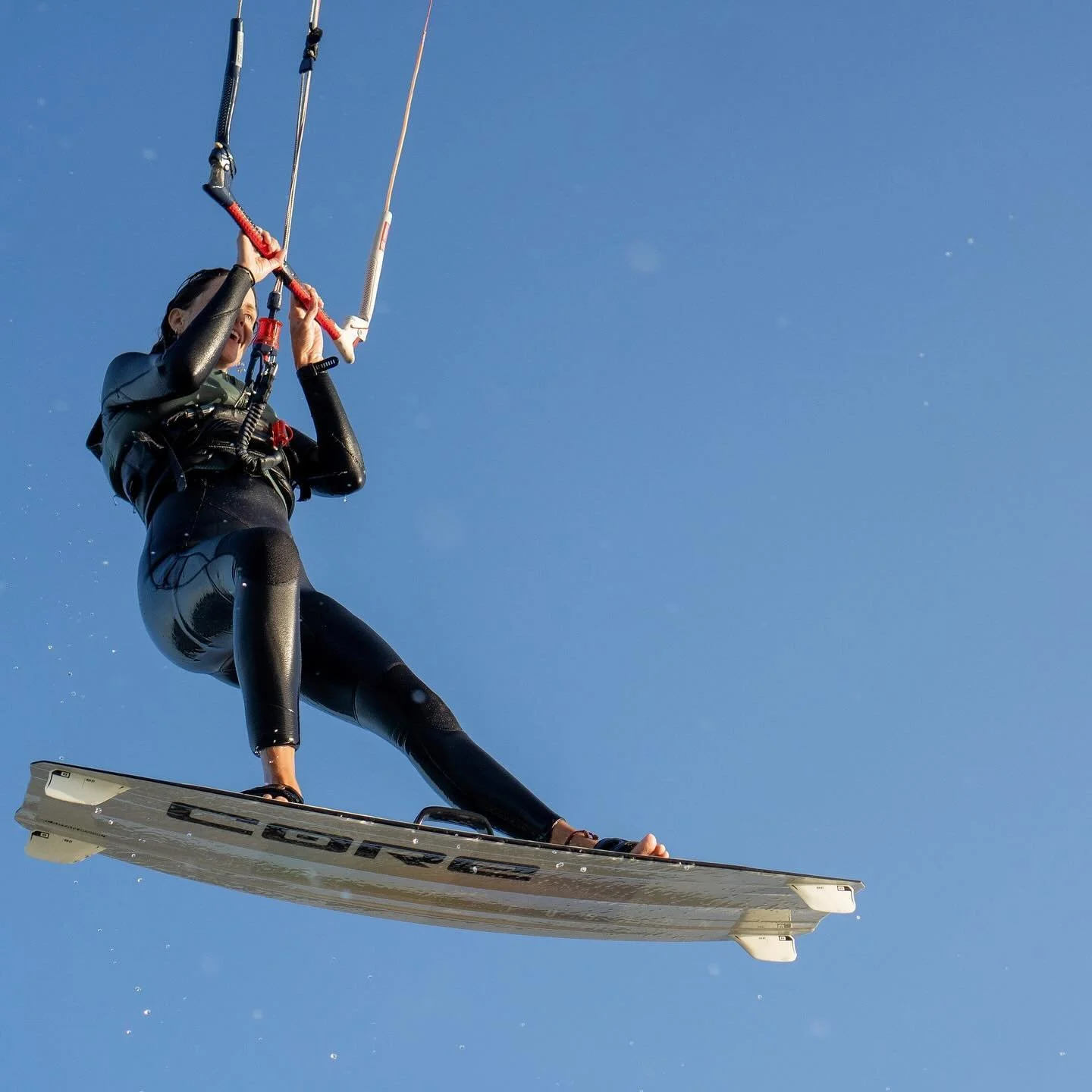 Kitesurfing Whitsundays | Smile Kitesurf | Learn to Kiteboard now.