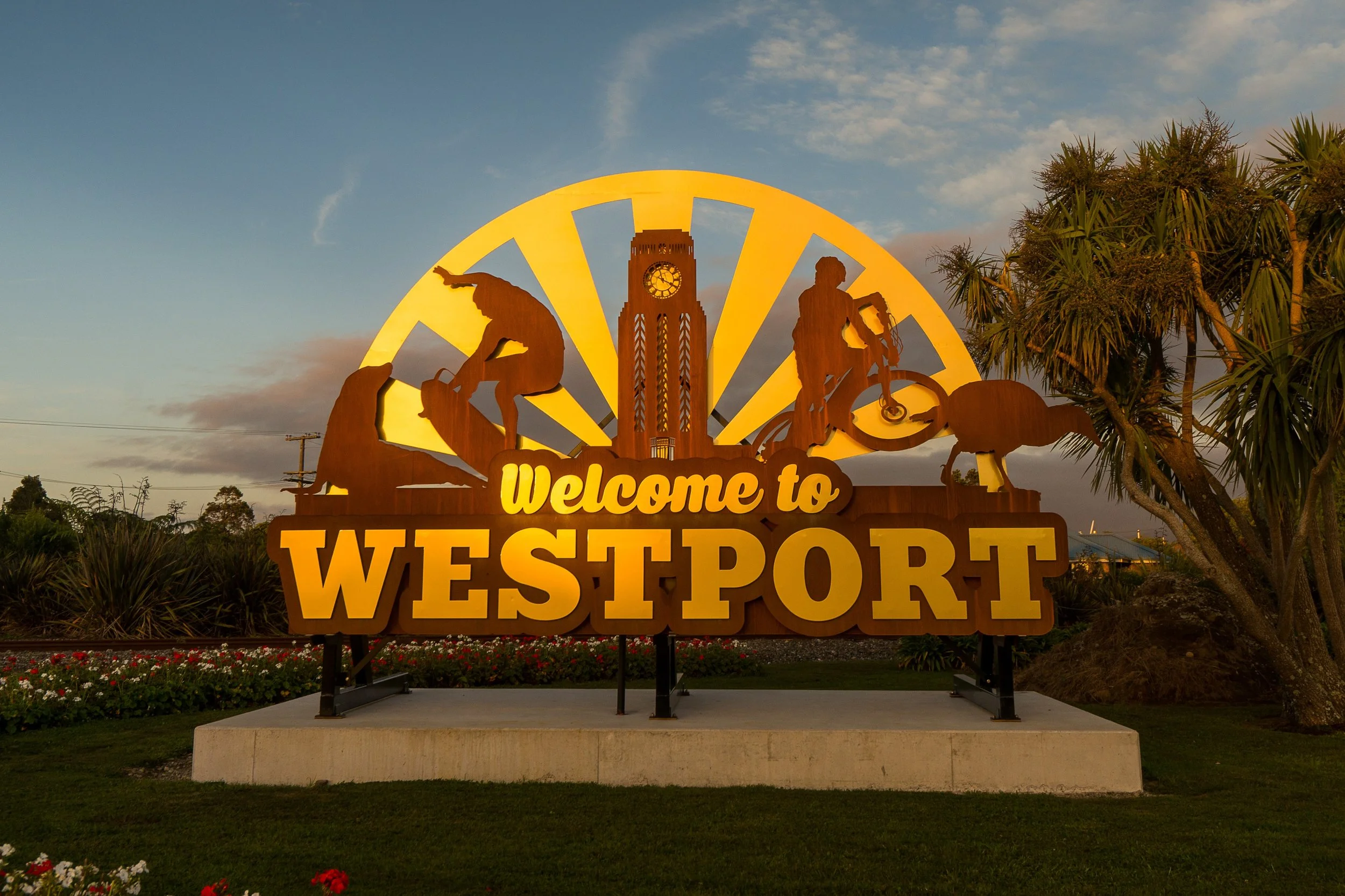 Services for men expand on the West Coast — RISE