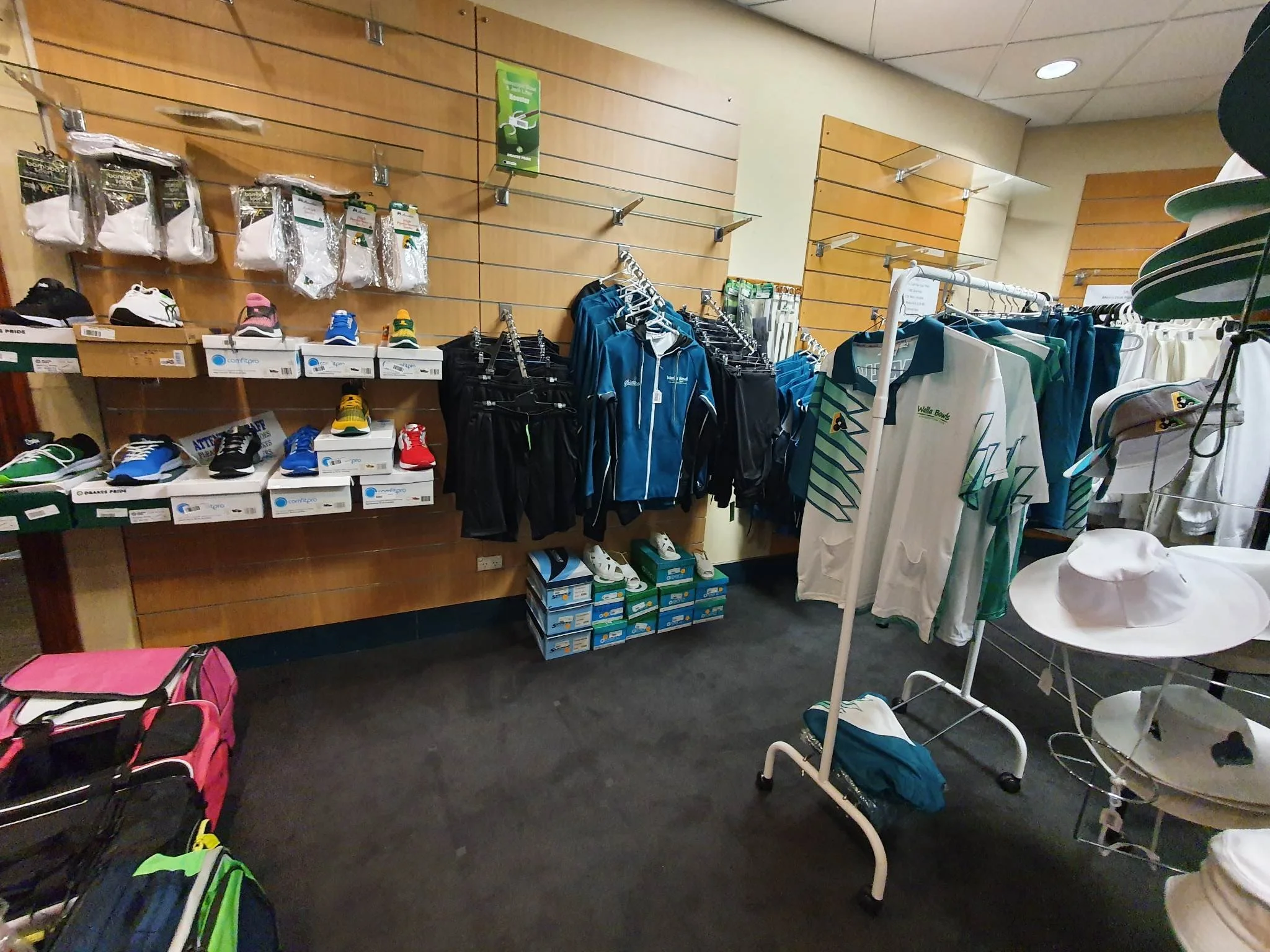 Bowls Shop — Warilla Bowls & Recreation Club