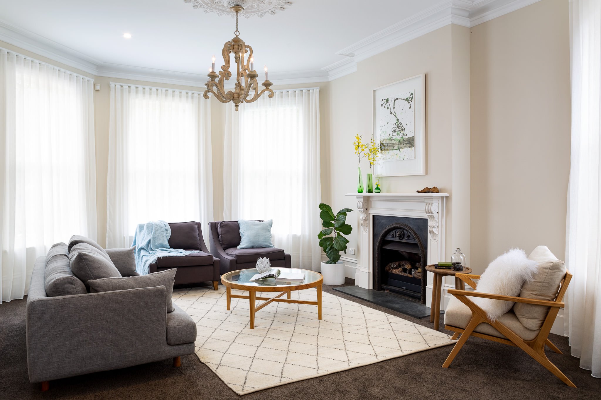 SIX PIECES INTERIOR DESIGN STUDIO