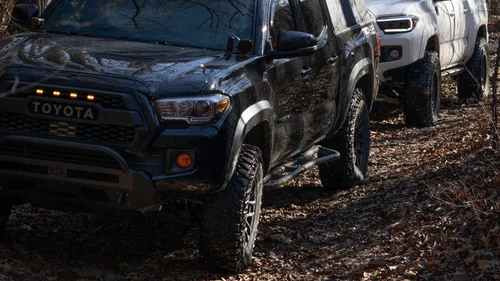 Cali Raised LED Step Edition Rock Sliders Review | Overlandaholic