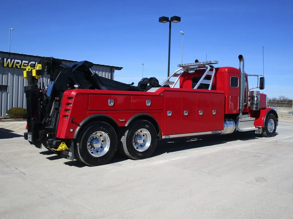 One Owner Auction - Purpose Wrecker Sales — Blackmon Auctions