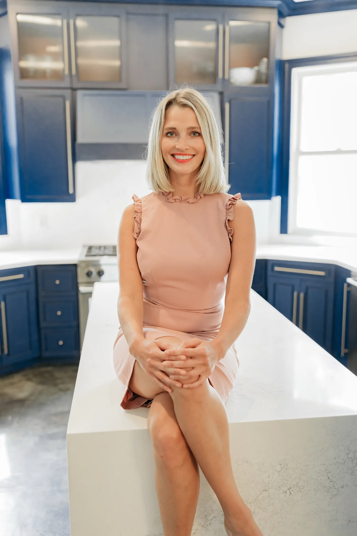 About — Allie Carr