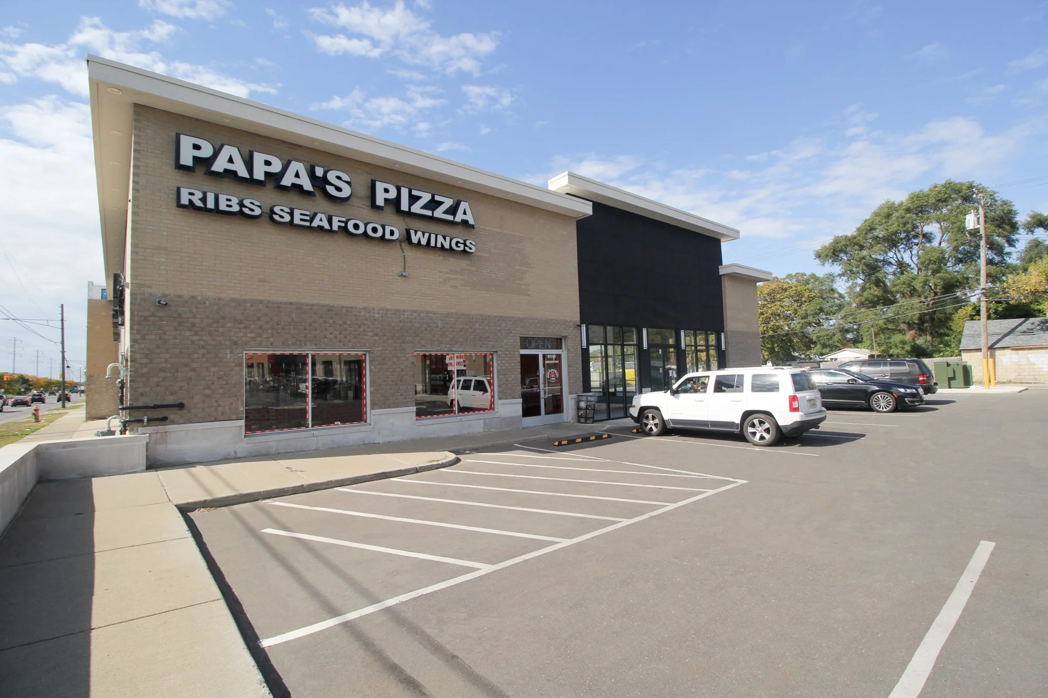 Mohawk Plaza — A & A Properties