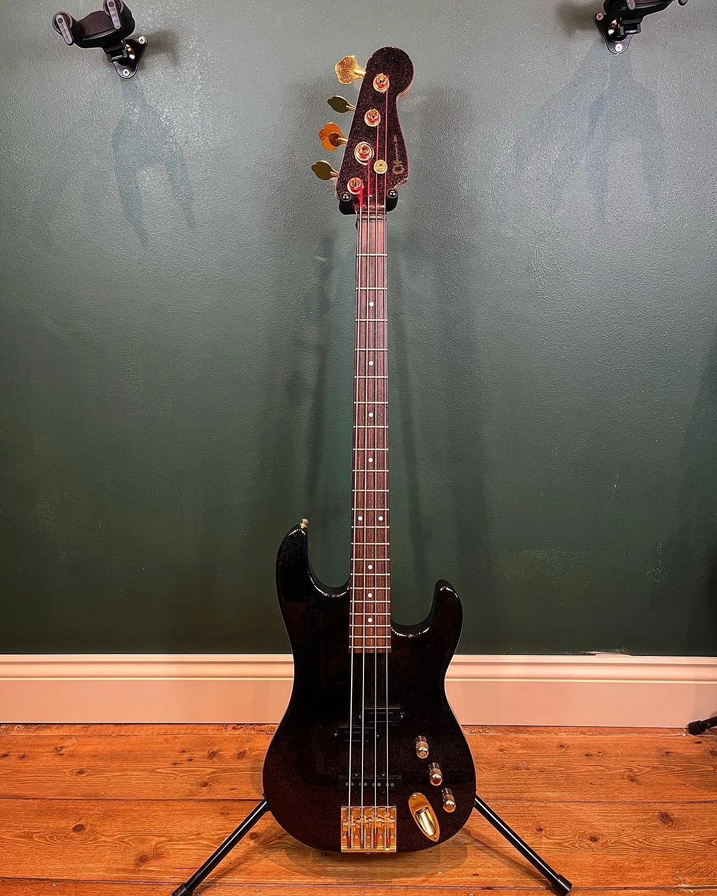 80's USA Charvel — Wye Fret