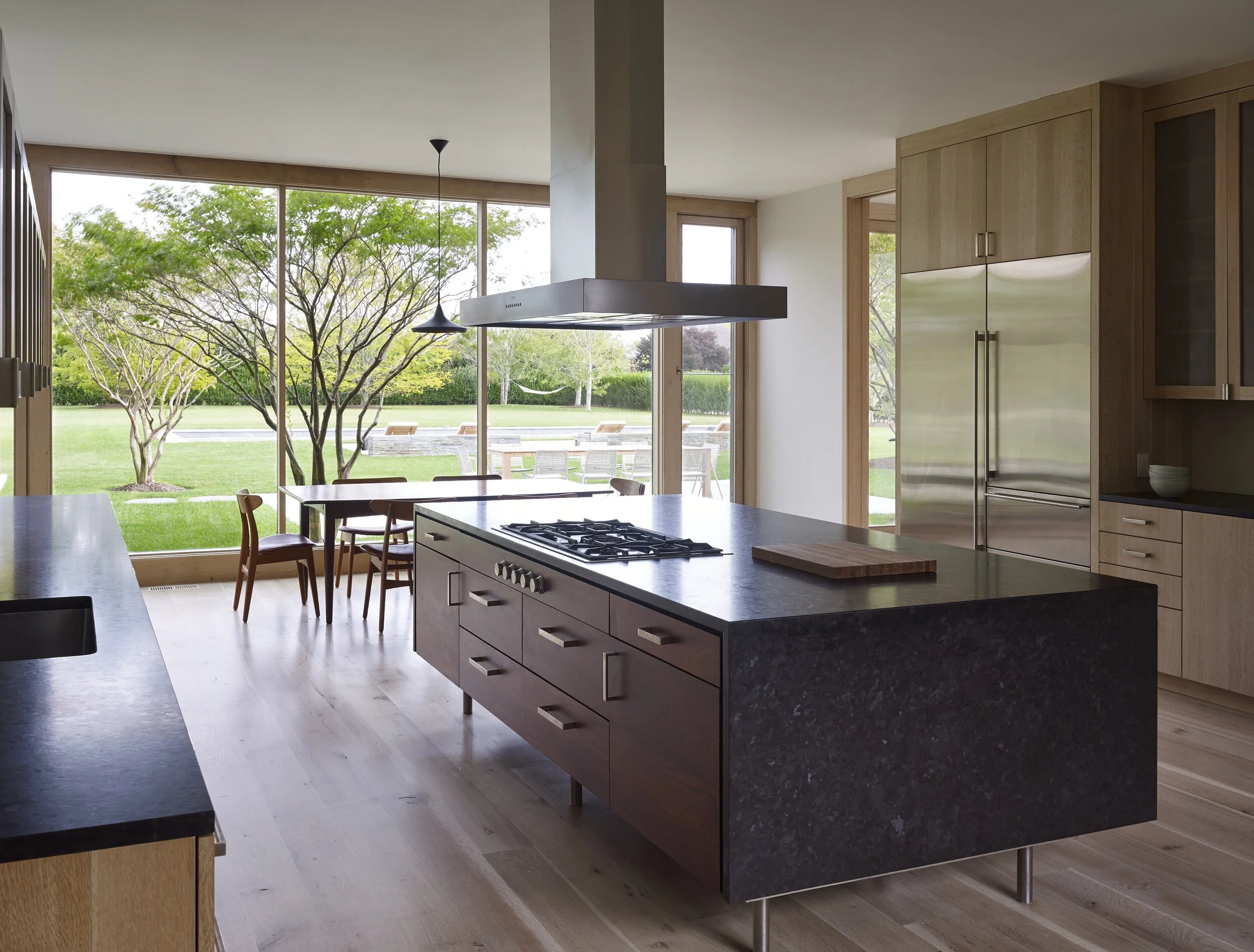 Beautiful Custom Home in Bridgehampton, New York — Cardel Development ...