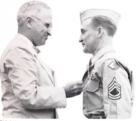 Medal of Honor Recipient: Beauford T. Anderson, 27 Jun. 1946 — 96th ...