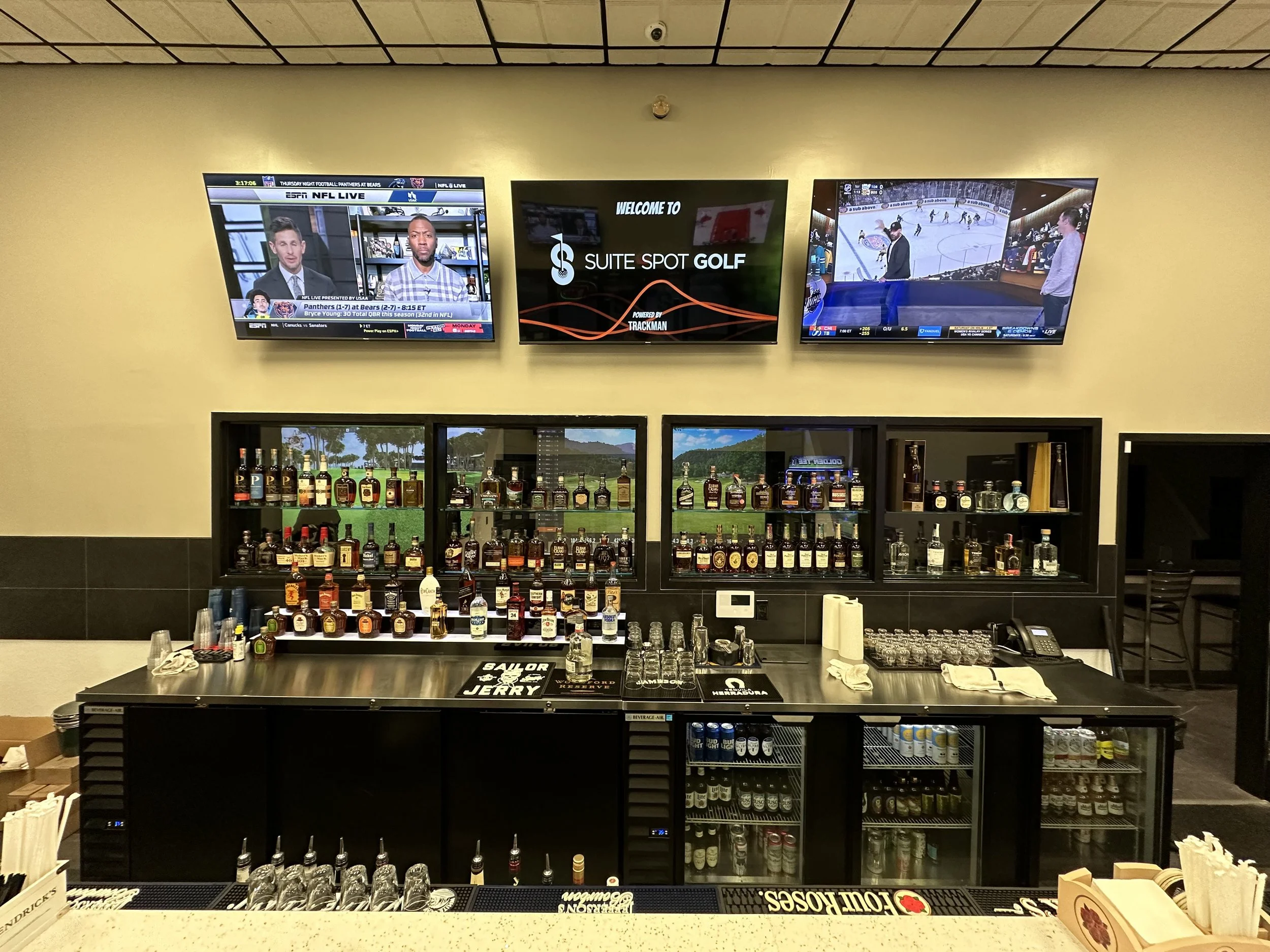 Suite Spot Golf - The Ultimate Indoor Golf Experience