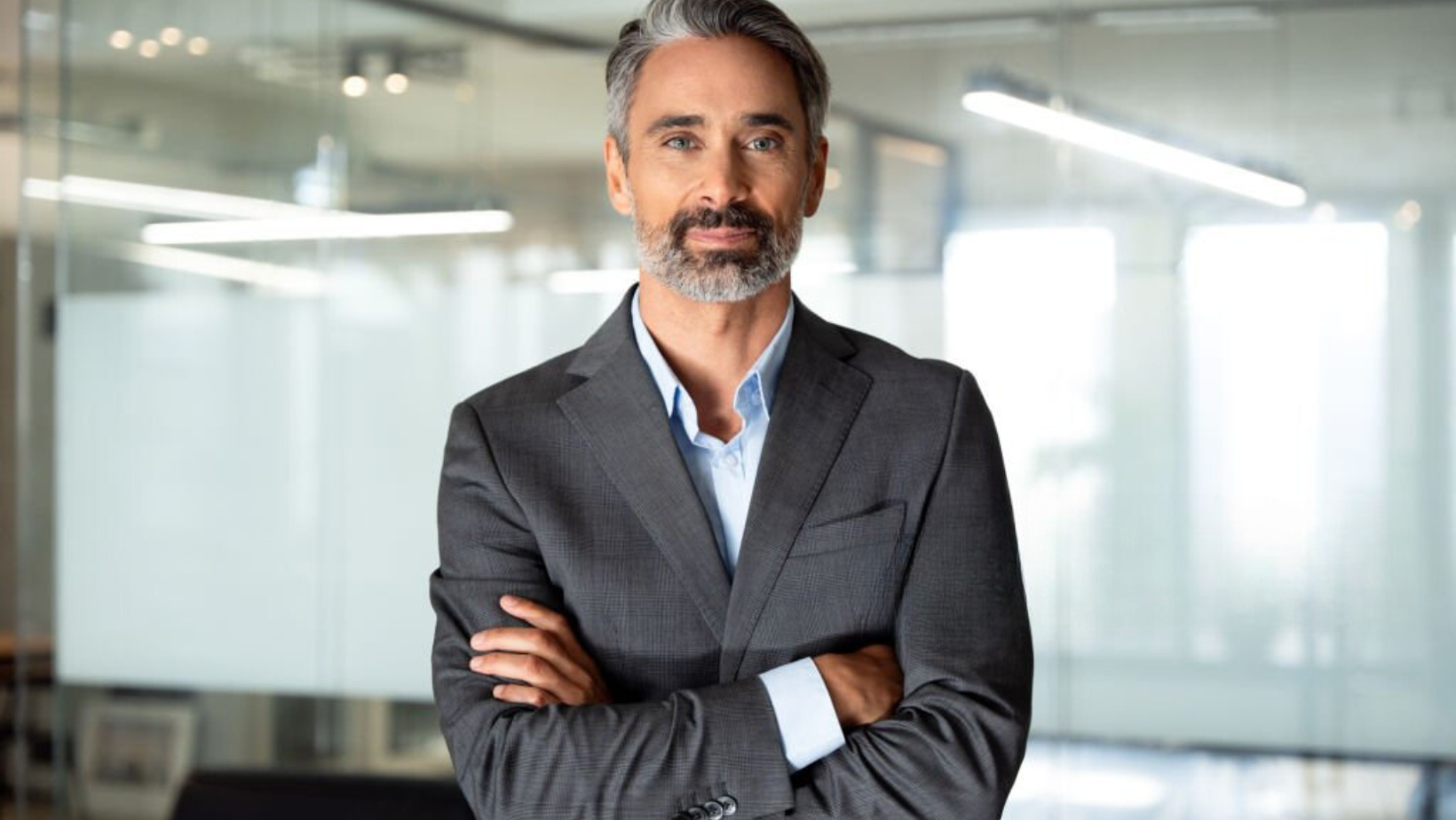 How to Pose for Corporate Headshot Photography? — Ars Nova Images