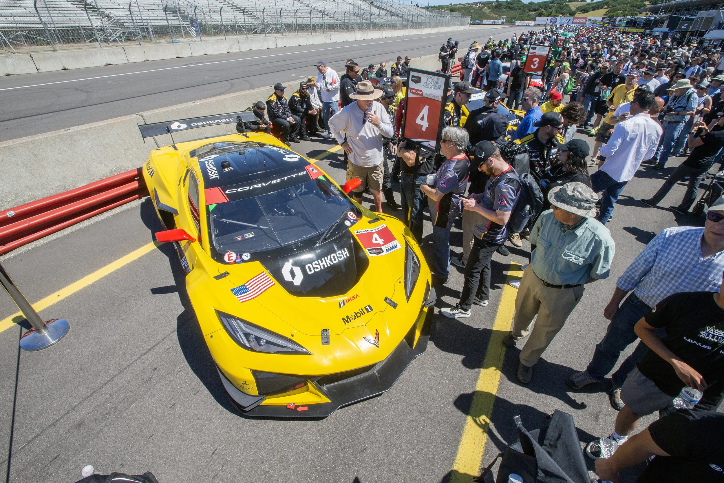 Record-Breaking Lap Places Corvette Z06 GT3.R on Pole at WeatherTech ...