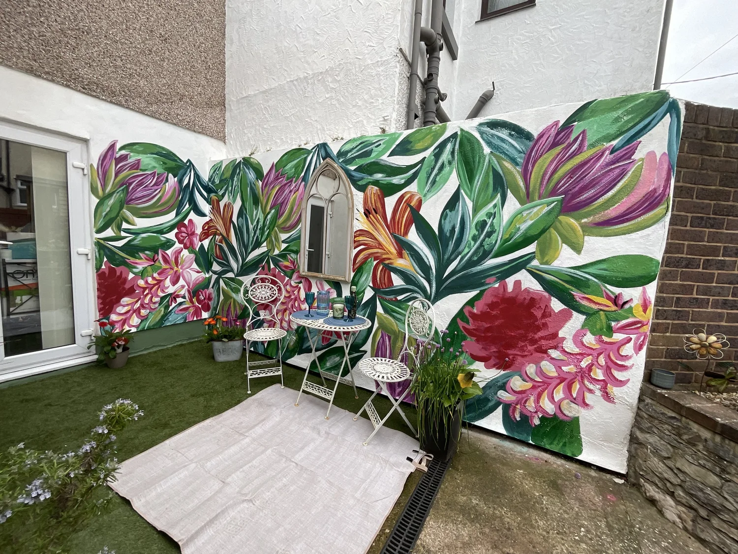 Chloe Dymond Design - ARTIST