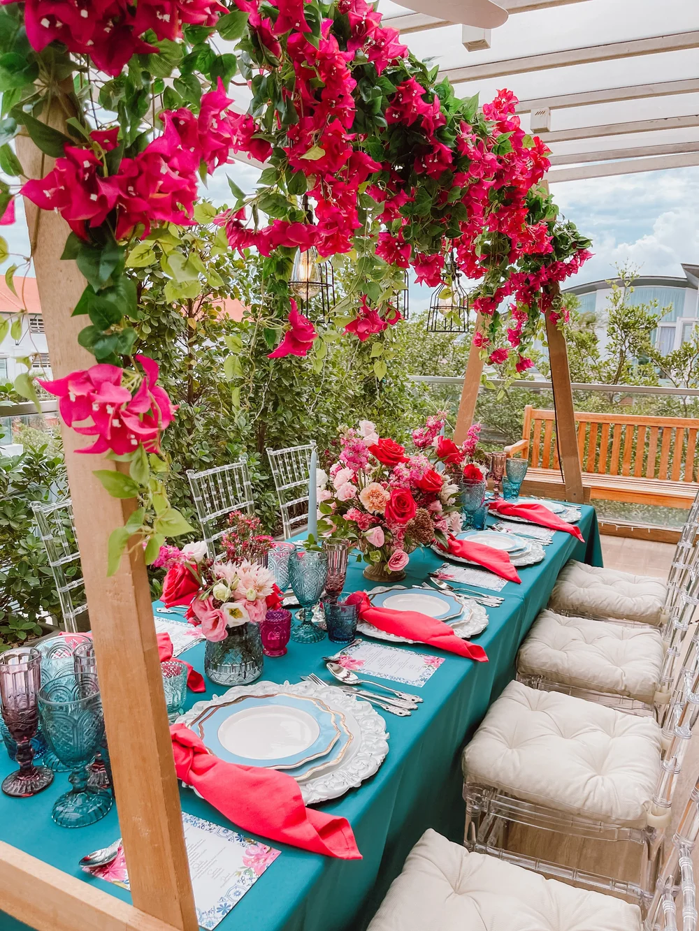 Coastal Santorini Table Styling — ESTILO & CO