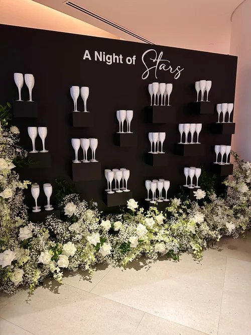 Champagne Wall — ESTILO & CO