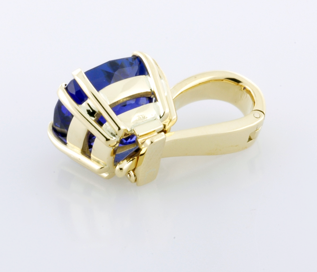 Tanzanite and 18KT Yellow Gold Pendant — Designers of Bespoke Jewelry