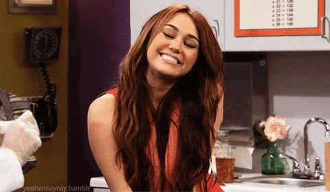 Smirk vs Smile: Key Body Language Differences