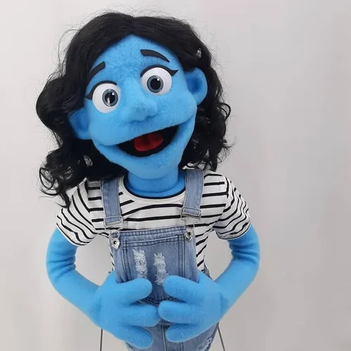 Luna's Puppets