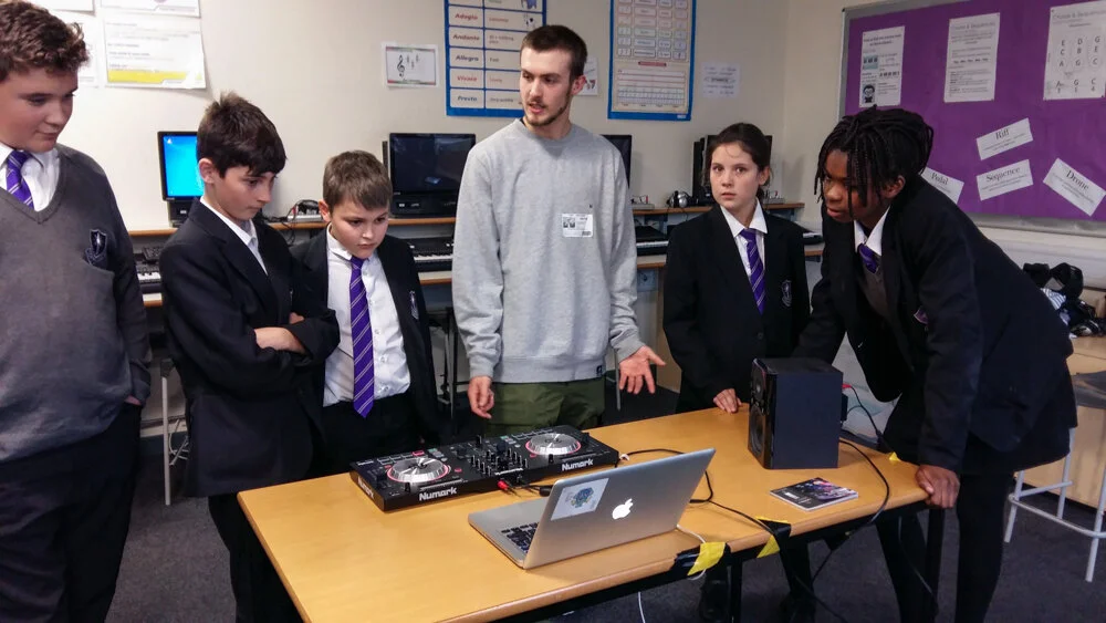 DJ Terms and Glossary — DJ SCHOOL UK