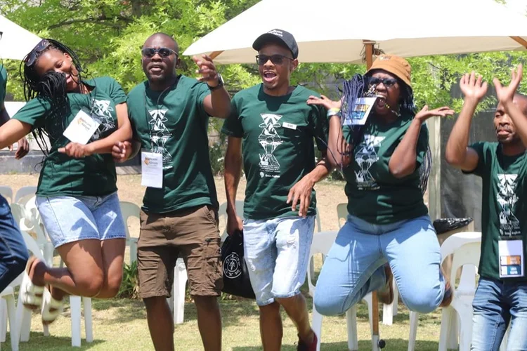 The Anglican Communion Compass Rose Society