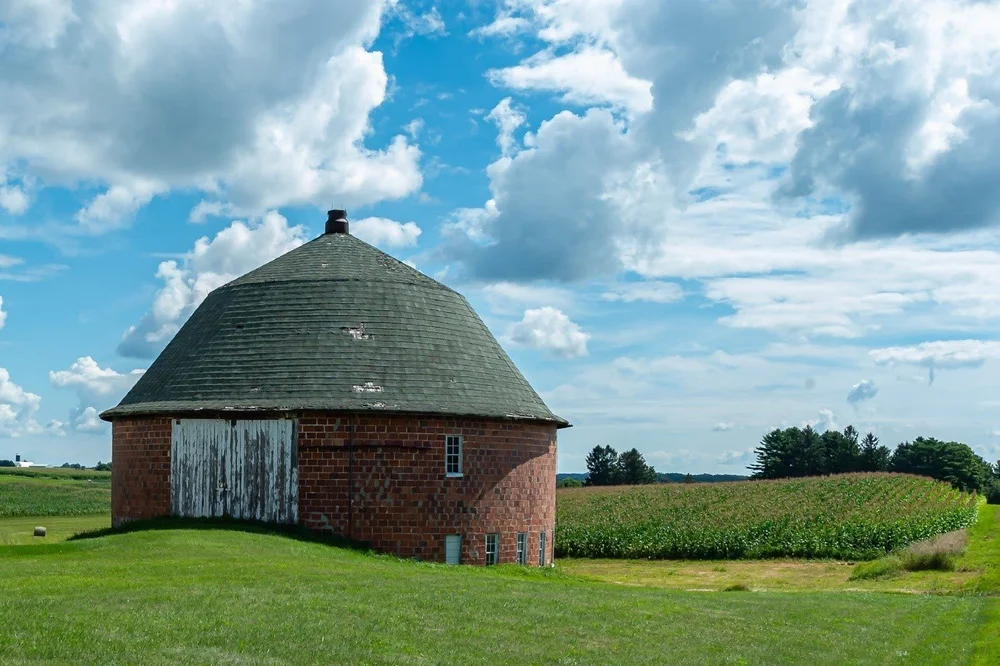 Algie Shivers and Round Barns of Vernon County — BIPOC Birding Club of ...