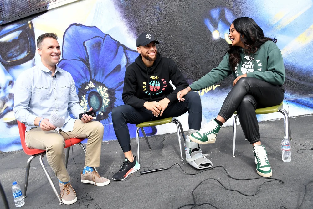 Steph And Ayesha Curry Aim To Create 150 ‘Little Town Libraries’ In ...