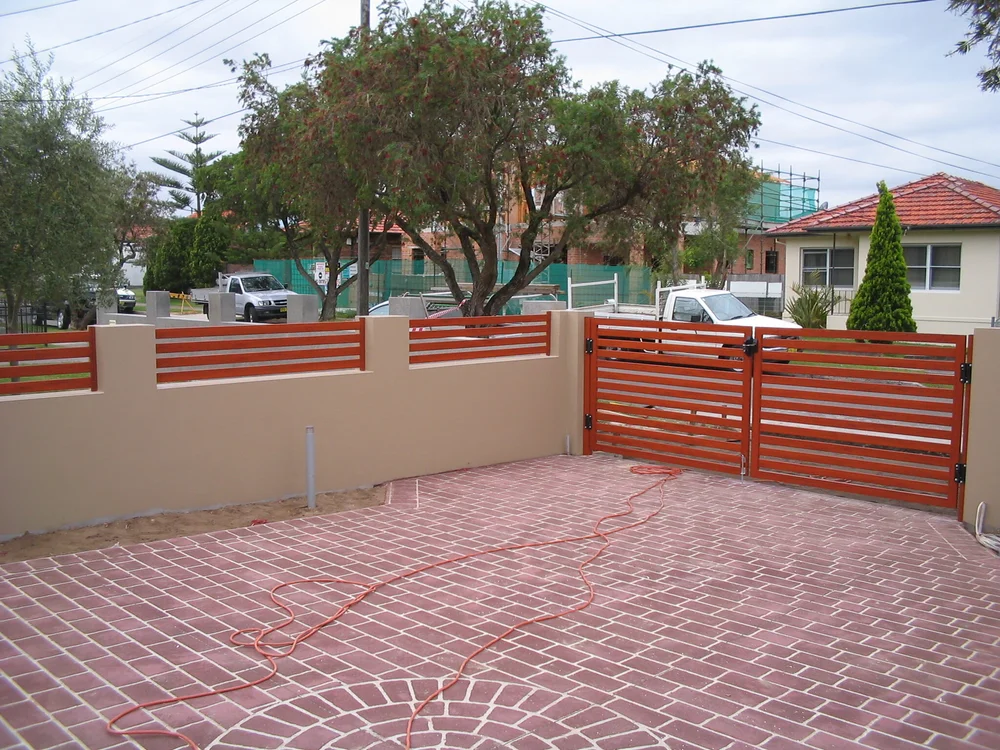 Outdoor Privacy Screens Wollongong Homes — Bayside Security Doors and ...