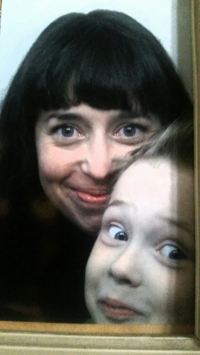 About — Miriam Metze