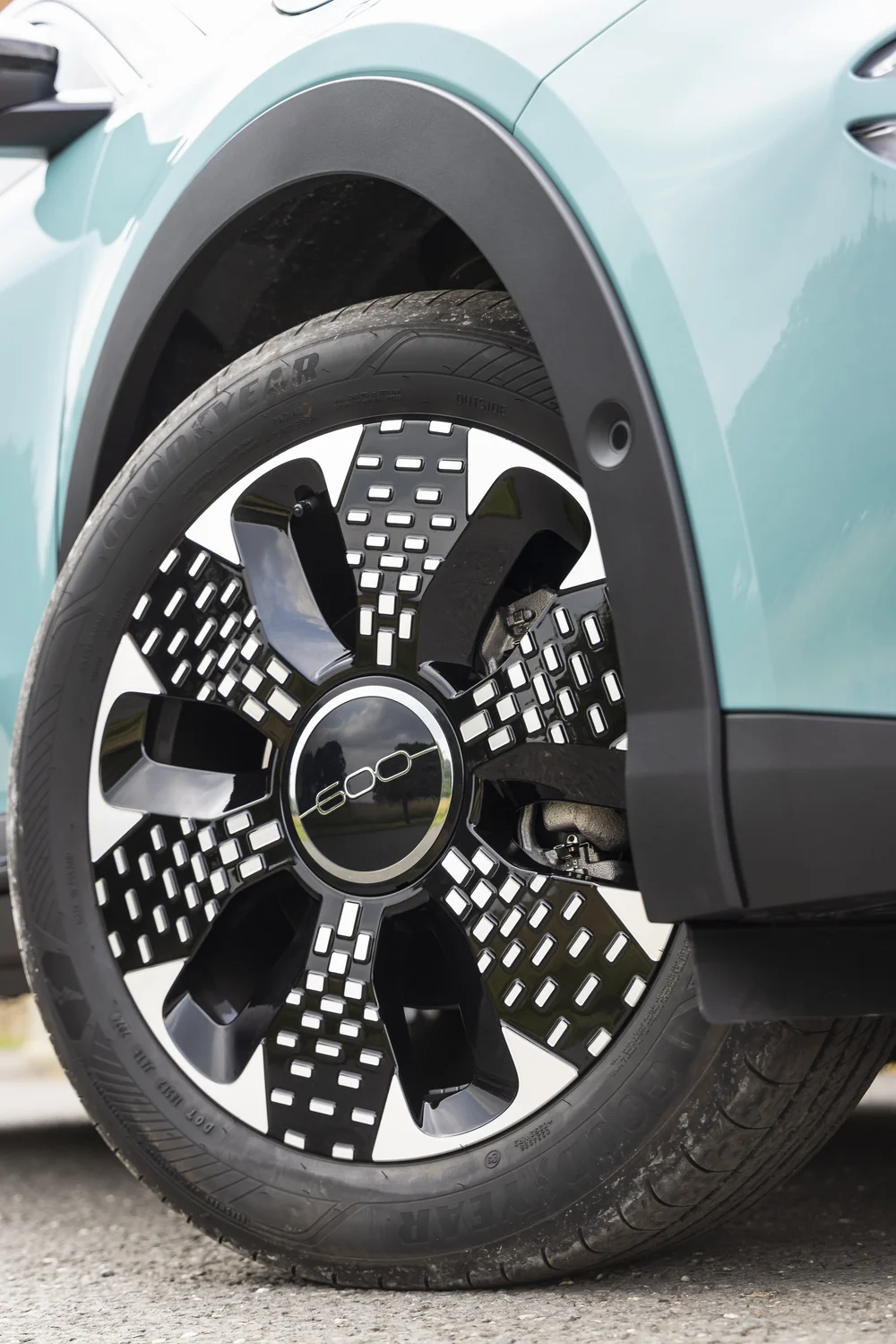 Fiat 600 Hybrid Review - Playing the numbers game — Driven