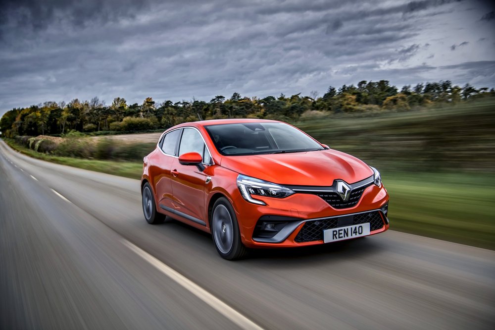 Review | Renault Clio E-Tech Hybrid - E-Tech is hi-tech va va voom — Driven
