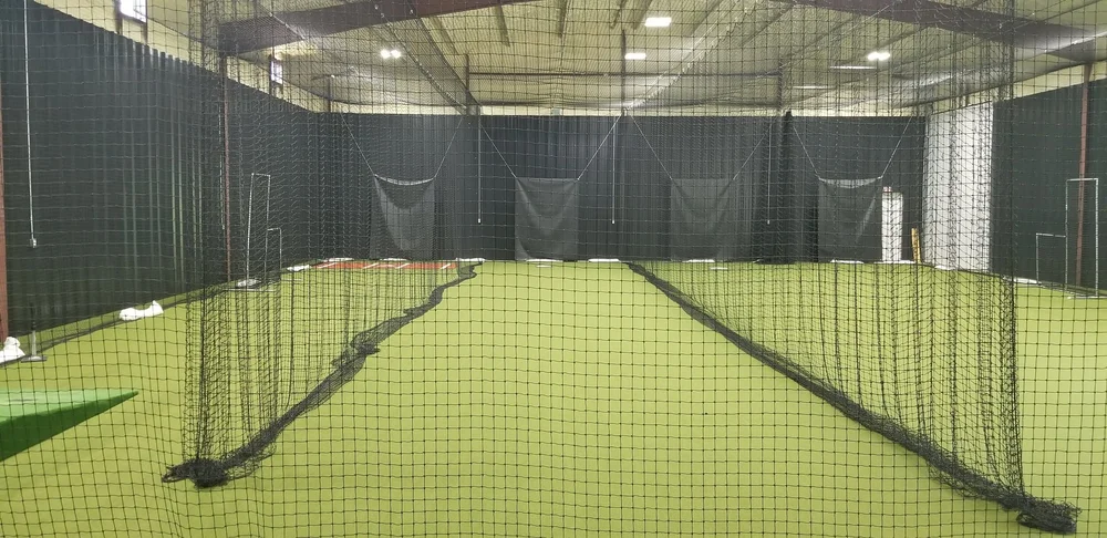 Vinyl Backstop 4ft x 6ft with Catcher Image | Stops the hardest pitched ...