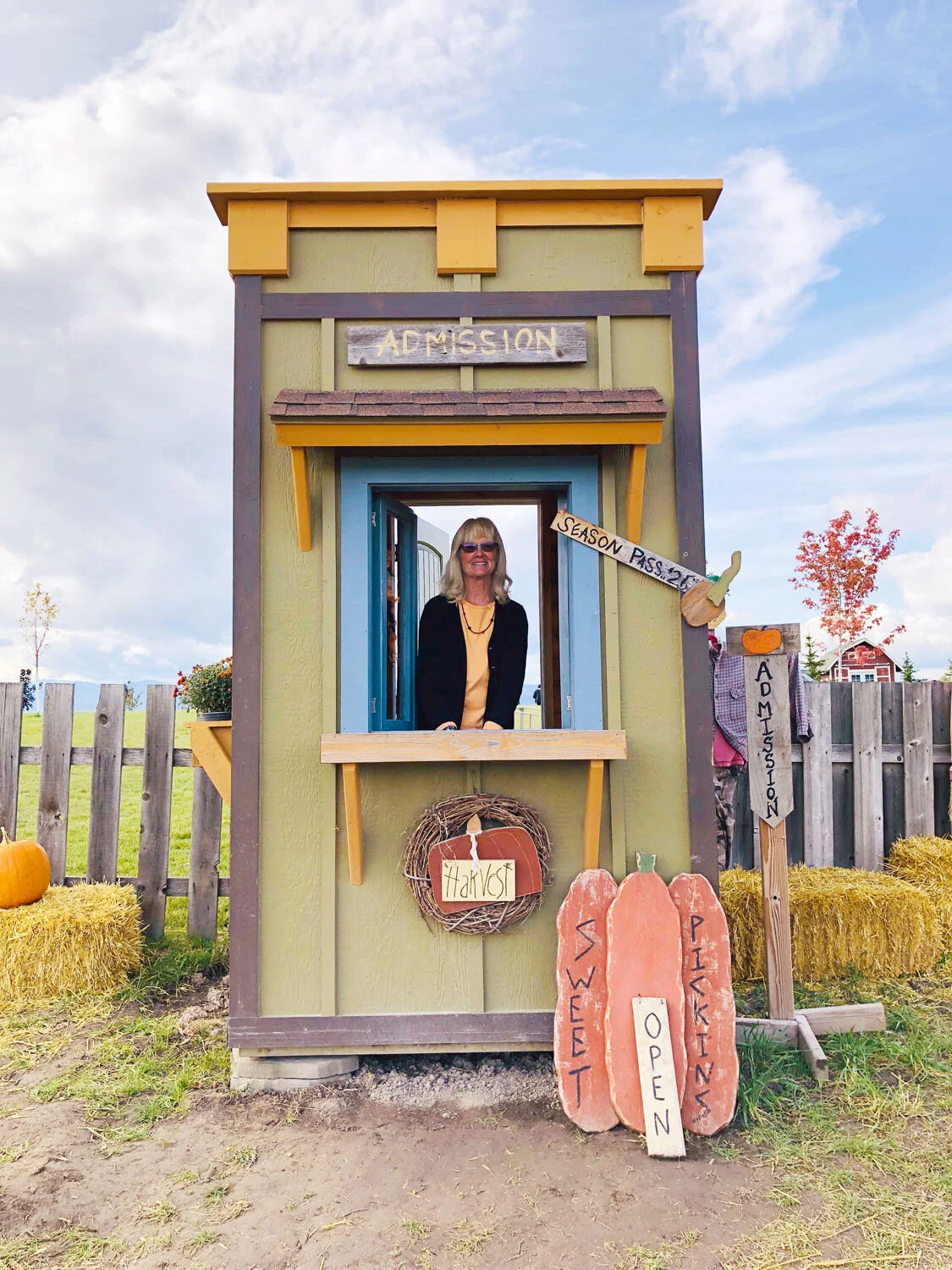 Sweet Pickin's Pumpkin Patch