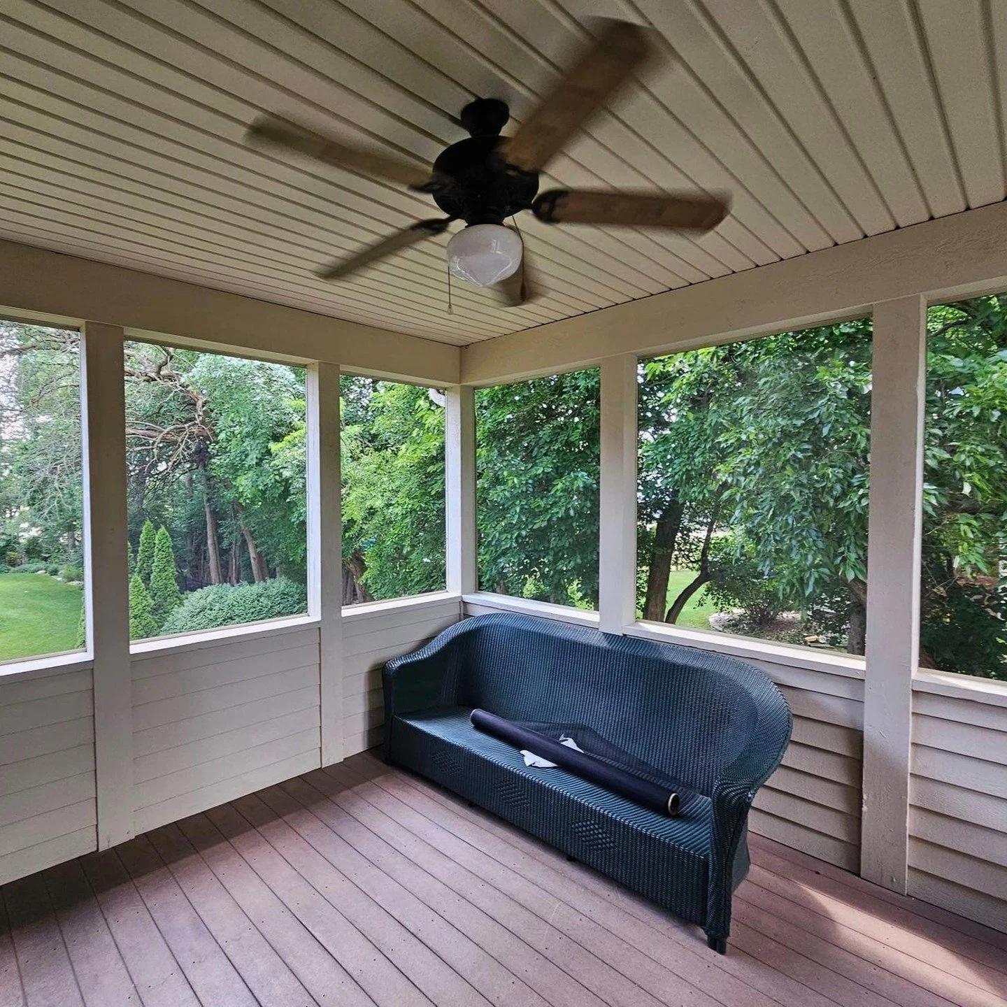 SCREENEZE | No-Spline Screen Porch Systems