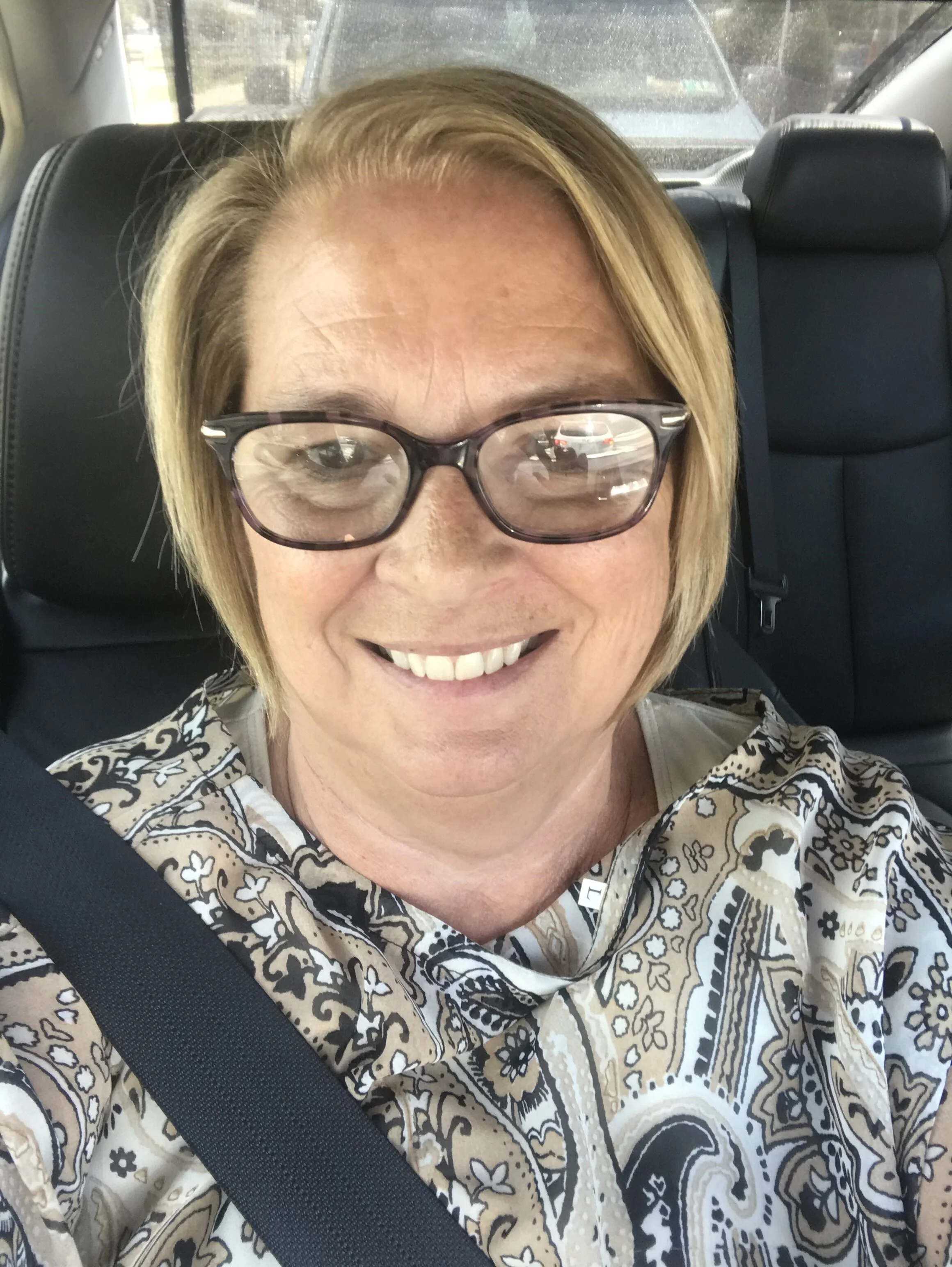 Jen Blake's Instagram, Twitter & Facebook on IDCrawl