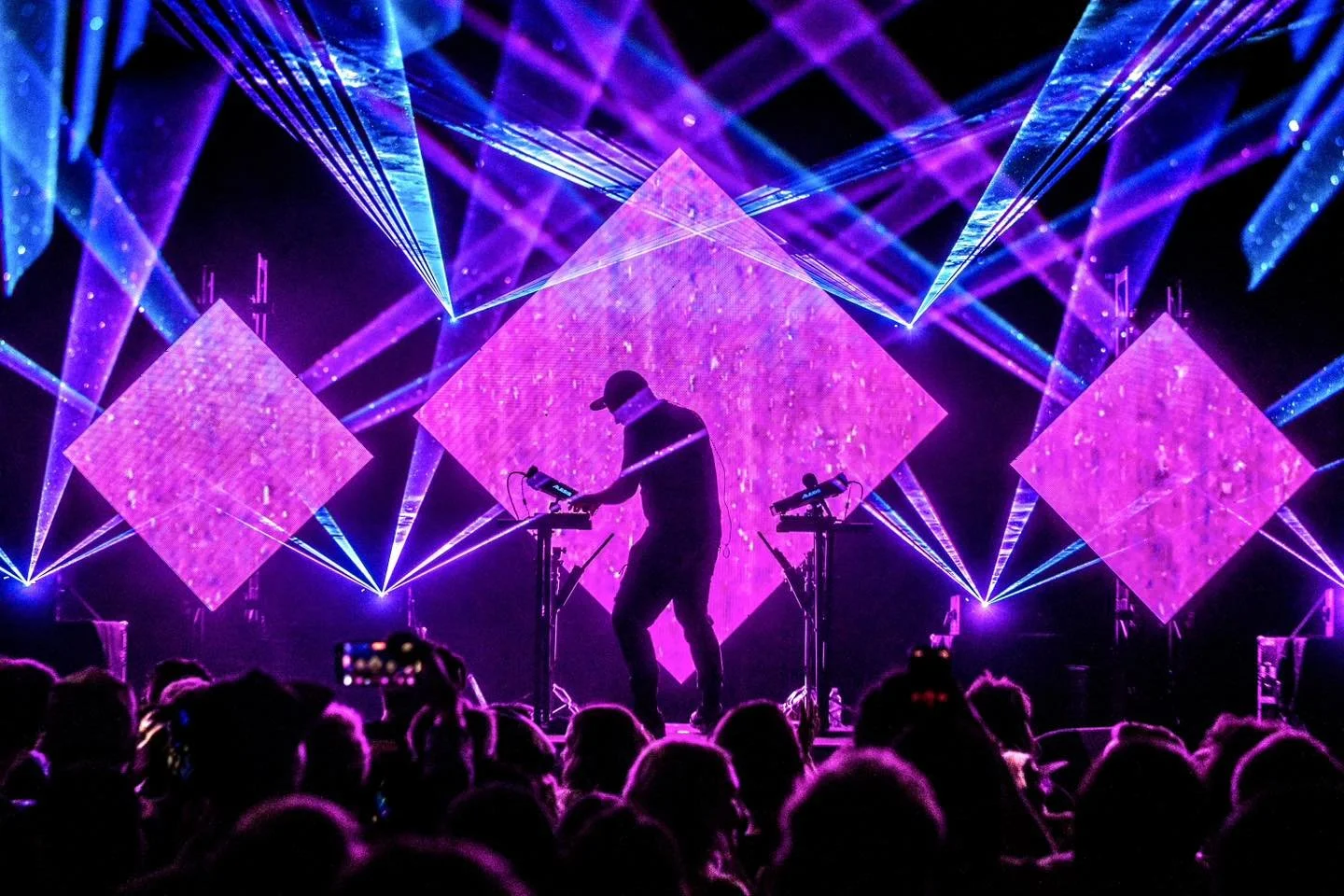 Opiuo — Kompass Music Group